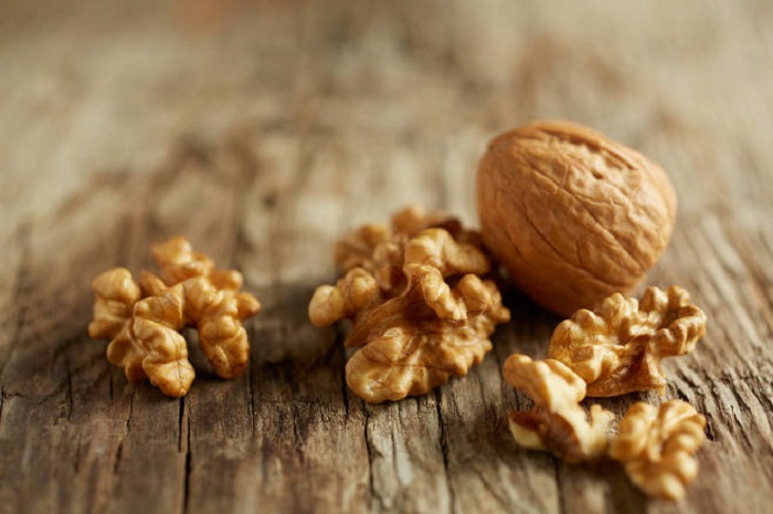 పిల్లలకు వాల్ నట్స్ పెట్టొచ్చా..? | Side Effects Of Walnuts Walnuts Are ...