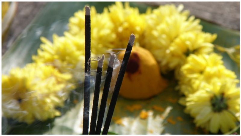 உஷார்! உயிருக்கே உலை வைக்கும் ஊதுபத்தி!