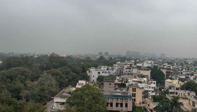 ഇടയ്ക്ക് പെയ്ത മഴ അനുഗ്രഹമായി ; ദില്ലിക്ക് അൽപം ആശ്വാസം... | Delhi Air ...