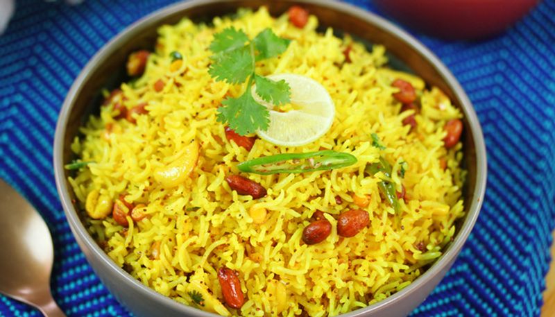 Bengaluru Style Authentic Chitranna ಮಾಡೋ ವಿಧಾನ! ಬಾಯಲಿಟ್ರೆ ಕರಗೋ ಹಾಗೆ ...