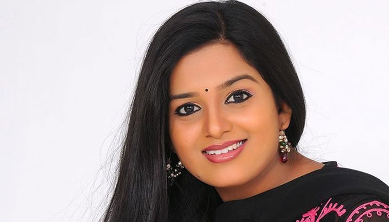 17 ఏళ్లకే లేచిపోయా.. నటి కామెంట్స్! - actress srivani on her love ...