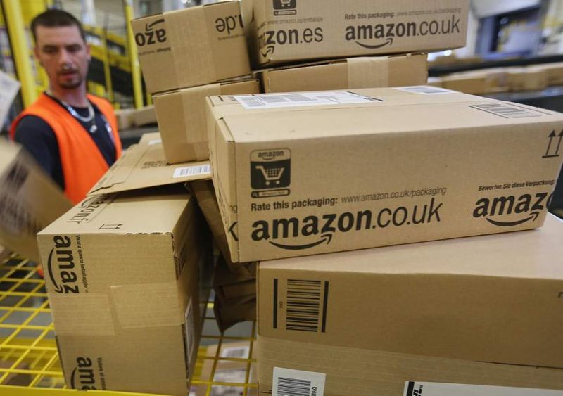 Viral New: ಆರ್ಡರ್ ಮಾಡದೆ ಈಕೆ ಮನೆಗೆ ಬಂತು 100ಕ್ಕೂ ಹೆಚ್ಚು ಪಾರ್ಸಲ್ ...