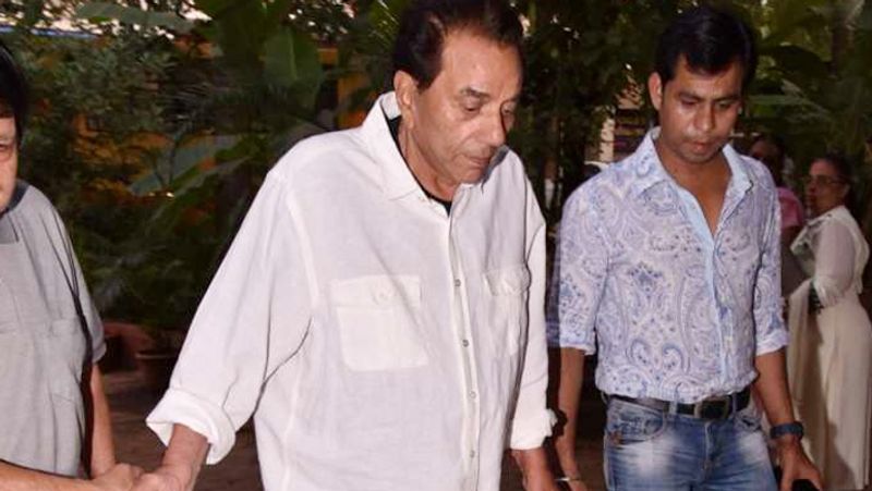 Dharmendra was ill from dengue now recover And Comeback home After ...