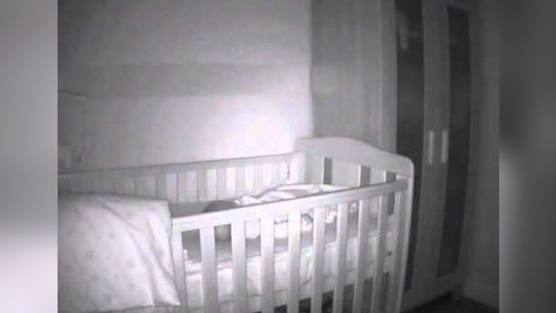 Mother breastfed ghost baby at night shared horrific experience | Mother Breastfed Ghost Baby At ...