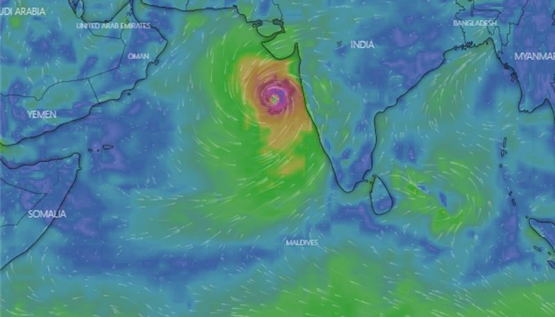 അതി തീവ്ര ചുഴലിയായി ക്യാര്‍ മാറും, 160 കിലോമീറ്റർ വേഗത കൈവരിച്ചേക്കാം ...
