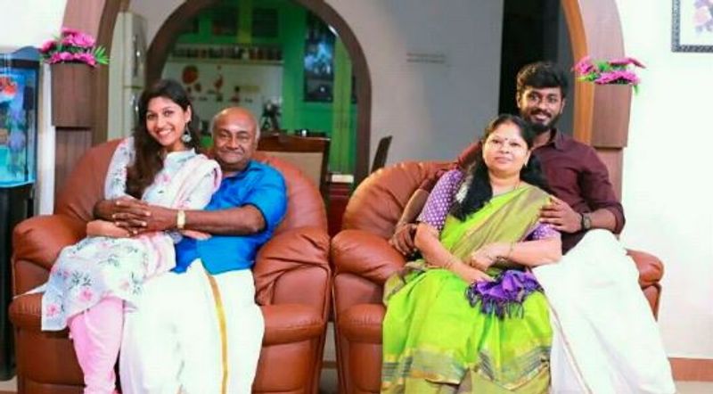 குறையாத அன்பு... நிறைவான வாழ்க்கை... நடிகர் எம்.எஸ்.பாஸ்கர் மனைவி ...