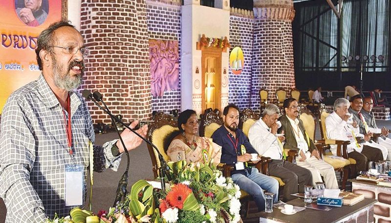 ಕಲಬುರಗಿ ಸಾಹಿತ್ಯ ಸಮ್ಮೇಳನದಲ್ಲಿ ಸುರೇಶ್‌, ಬಳಿಗಾರ್‌ ಜುಗಲ್ಬಂದಿ | B Suresh ...