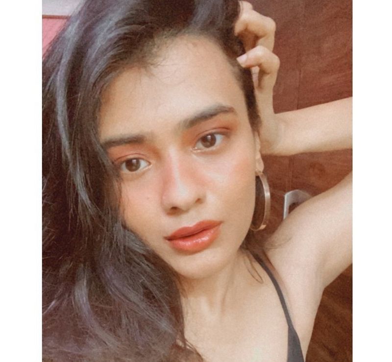 அசுர அழகில் ஆளை கொள்ளும் ஹெபாப் படேல்.. வேற லெவல் போட்டோ கேலரி ...