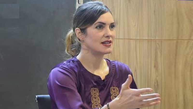 कौन हैं सिंथिया, जिन्होंने लगाया आरोप कि पाकिस्तान के राष्ट्रपति भवन ...