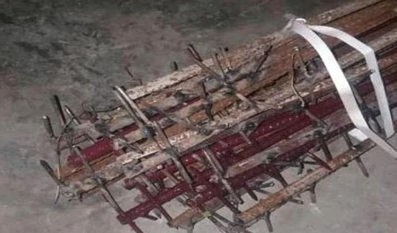 ऐसे ही डंडों से पीट-पीटकर चीनी हैवानों ने ली भारतीय बहादुरों की जान ...