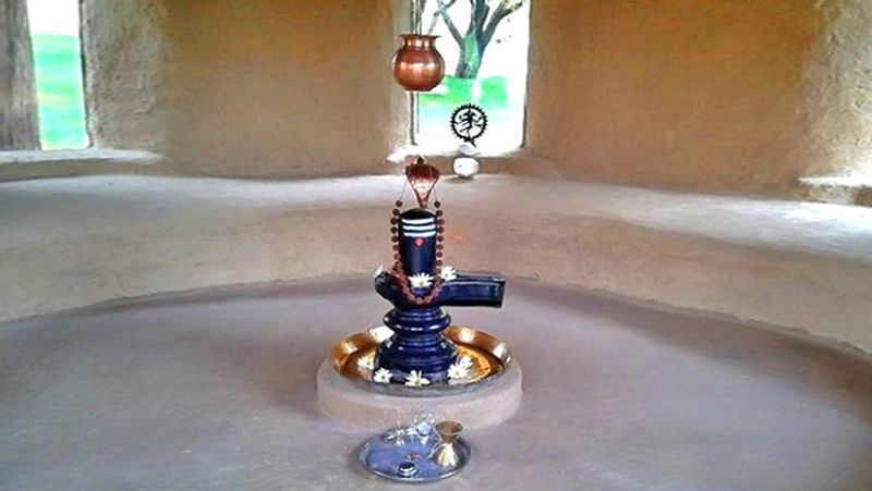 Pradosh Vrata: মনষ্কামনা পূর্ণ হবে প্রদোষ ব্রত পালনে, জেনে নিন এই ব্রত ...