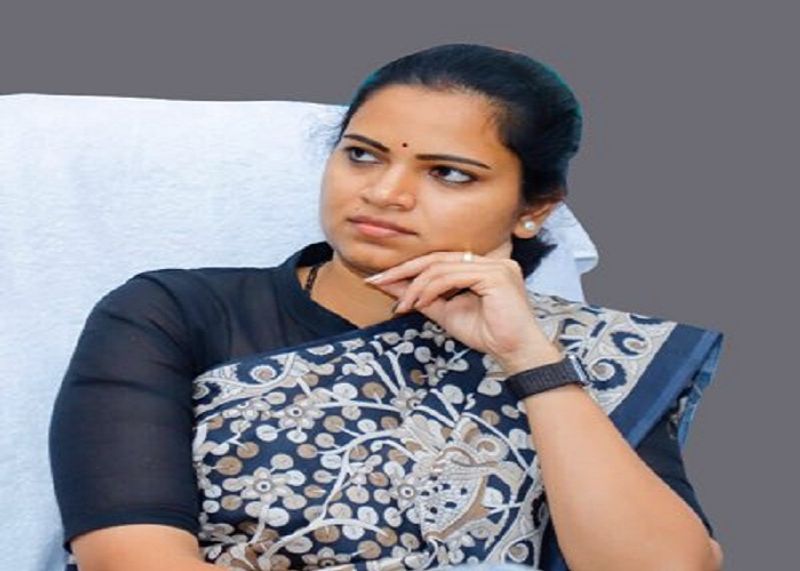 Vidadala Rajini Biography: విడదల రజిని: బాల్యం, విద్యాభ్యాసం, వ్యక్తిగత ...