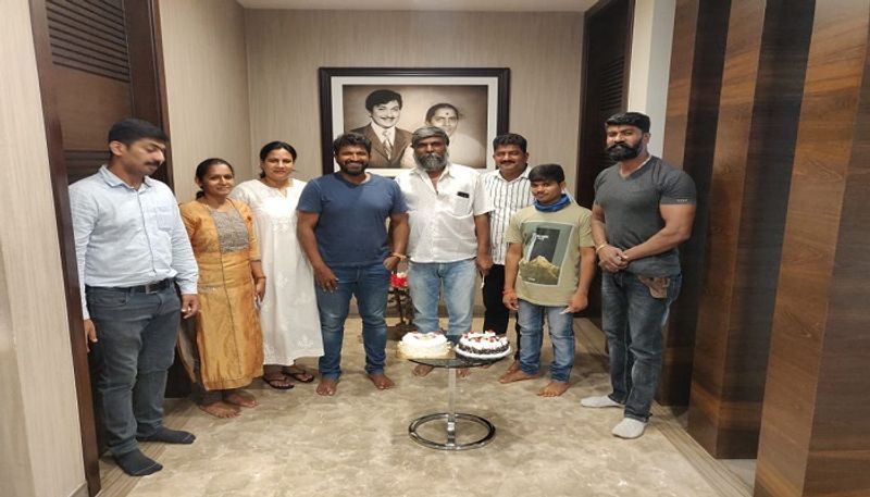 ಚಾಲಕನ ಜನ್ಮದಿನಕ್ಕೆ ಪವರ್ ಸ್ಟಾರ್ ಸ್ಪೆಷಲ್ ಗಿಫ್ಟ್! | Power Star Puneeth ...