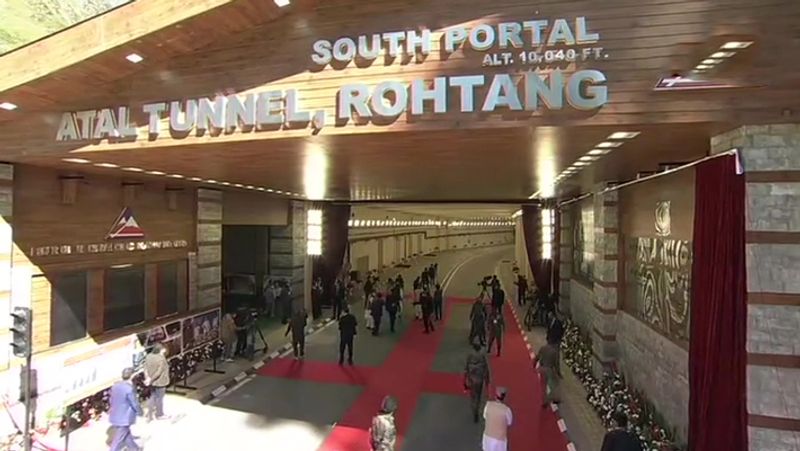 सारी सुविधाओं से लैश अंदर से इतना भव्य दिखता है अटल टनल, देखें 15 तस्वीरें.. | PM narendra modi ...