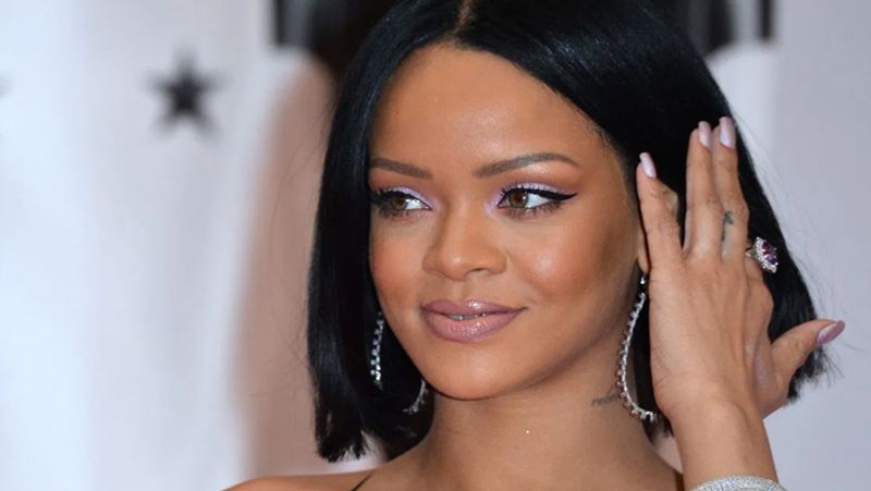 ದಿನ ರಾತ್ರಿ ಸೆಕ್ಸ್ ಇಲ್ಲ ಅಂದ್ರೆ ಬೆಳಗ್ಗೆ ಎದ್ದಾಗ ತೃಪ್ತಿಯೇ ಇರಲ್ಲ; ಗಾಯಕಿ ...