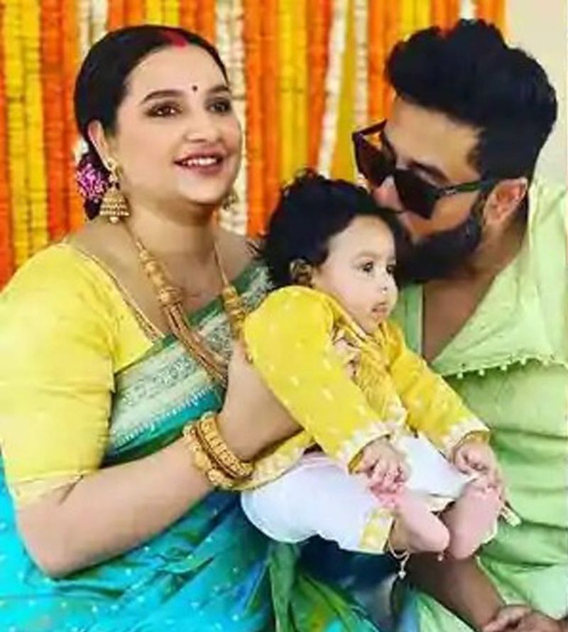 Subhashree Ganguly-Raj Chakraborty made their son Yuvaan's rice ceremony memorable with this ...