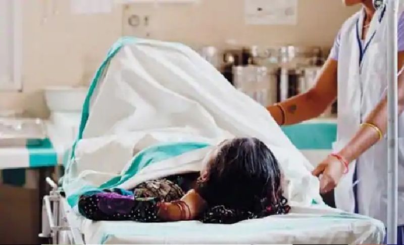 கொரோனா பெண் நோயாளிக்கு மருத்துவமனையில் பாலியல் வன்கொடுமை... ஐசியூவில் ...