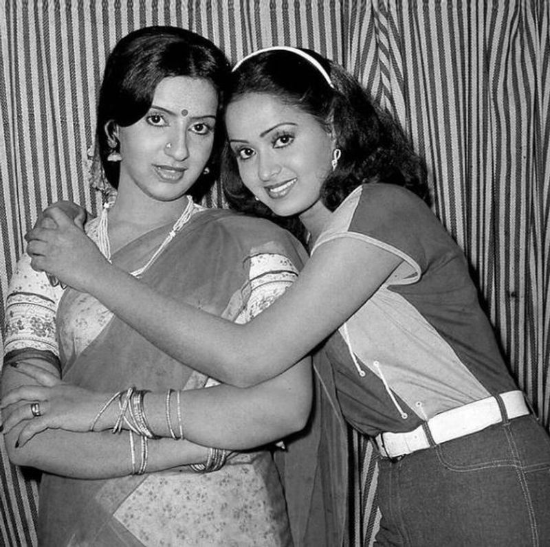 MGR help to Ambika and Radha to buy a Land in ARS Gardens : ராதா ...