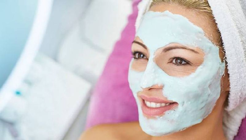 Missing the salon? Here’s how you can do natural face clean-up at home