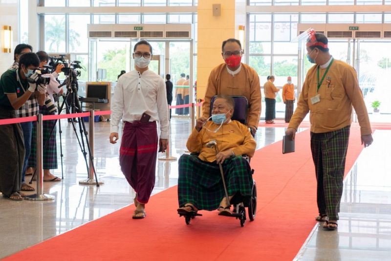 80 साल के बुजुर्ग को देशद्रोह में 20 साल की सजा, सत्ता के खिलाफ अभियान ...