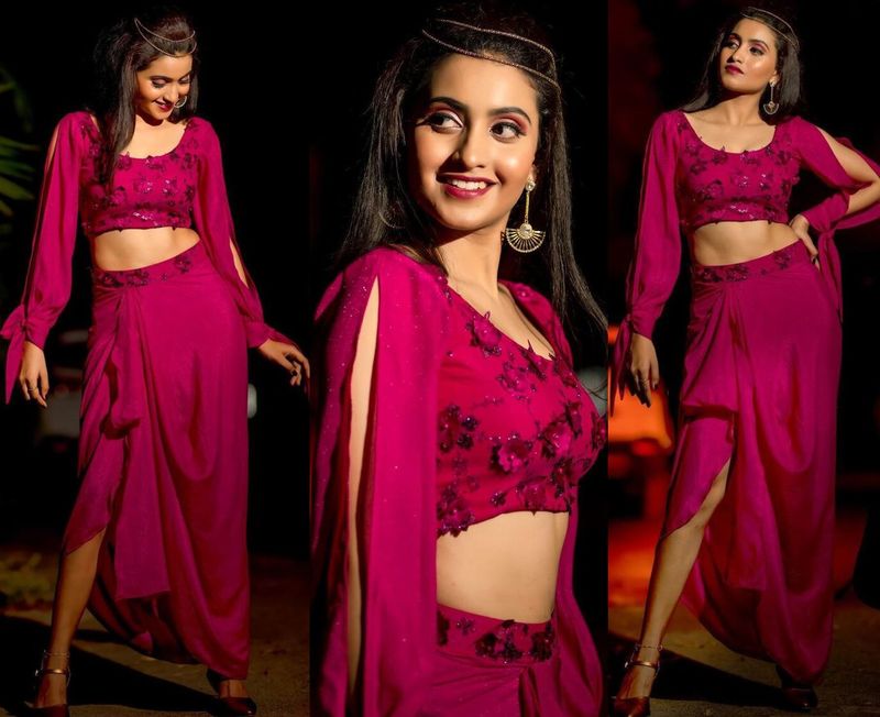 Deepika pilli : ఢీ యాంకర్ దీపిక పిల్లి బ్లాస్టింగ్ ఫోజెస్... ట్రెండీ ...