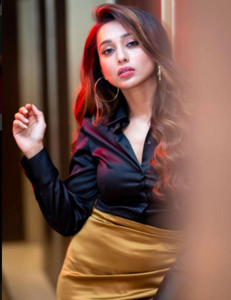 COVID in Tollywood: করোনায় আক্রান্ত অভিনেত্রী মিমি চক্রবর্তী, রয়েছেন হোম আইসোলেশনে | actress ...