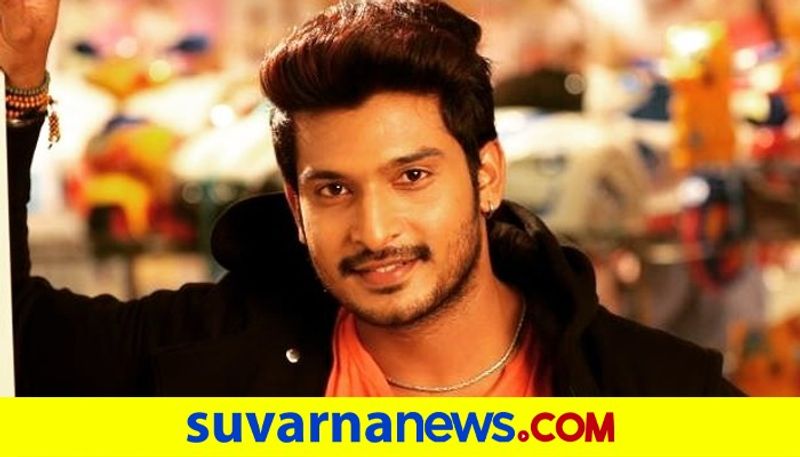 Actor Pramod: ಪ್ರೀಮಿಯರ್ ಪದ್ಮಿನಿ ಹುಡುಗನ ಕೈಯಲ್ಲಿ 6 ಚಿತ್ರಗಳು | Premier ...