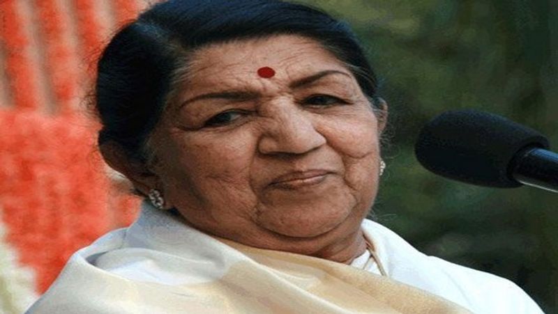 Lata Mangeshkar Health Update: लता मंगेशकर अभी भी ICU में, डॉक्टर बोले ...