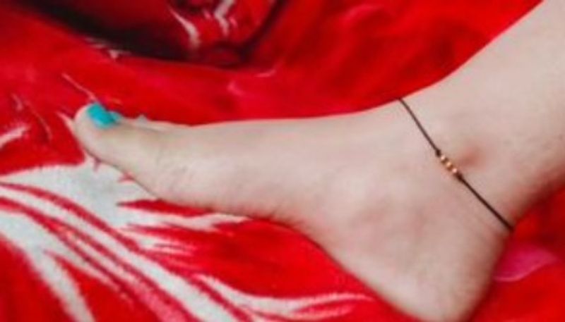 Foot arch Personality : உங்கள் பாதங்களை வைத்தே உங்களின் ஆளுமை பற்றி ...