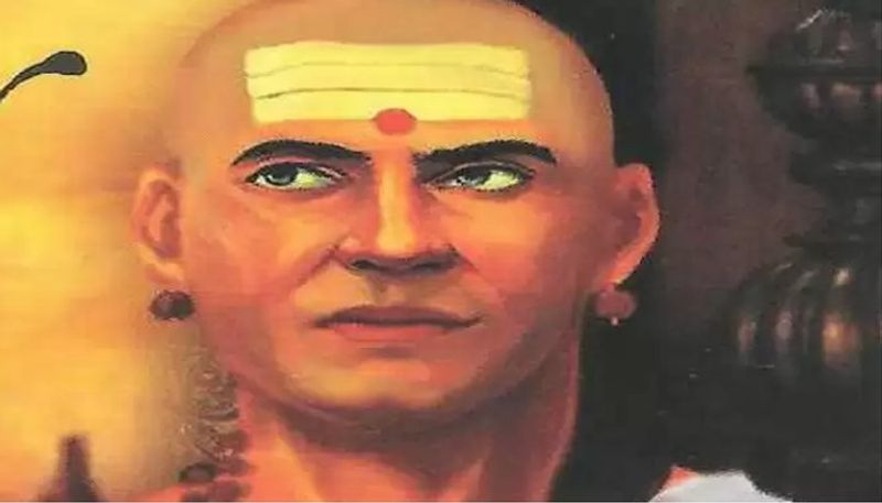 Chanakya Niti: How to deal with toxic relatives and avoid loss ...