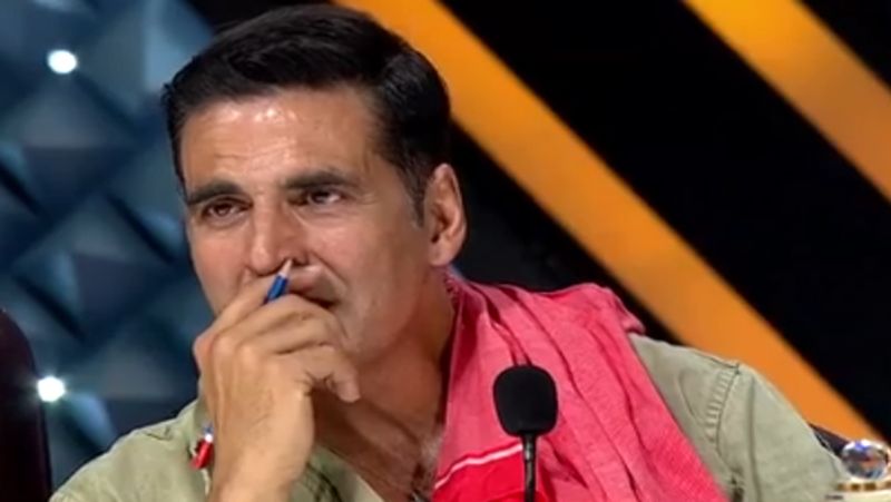 'সুপারস্টার সিংগার ২’-এ এসে কেঁদে ফেললেন অক্ষয় কুমার! কিন্তু কেন ...