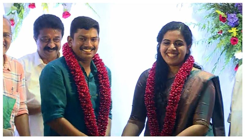 മേയർ ആര്യ രാജേന്ദ്രനും സച്ചിൻ ദേവ് എംഎൽഎയും വിവാഹിതരായി - mayor arya ...