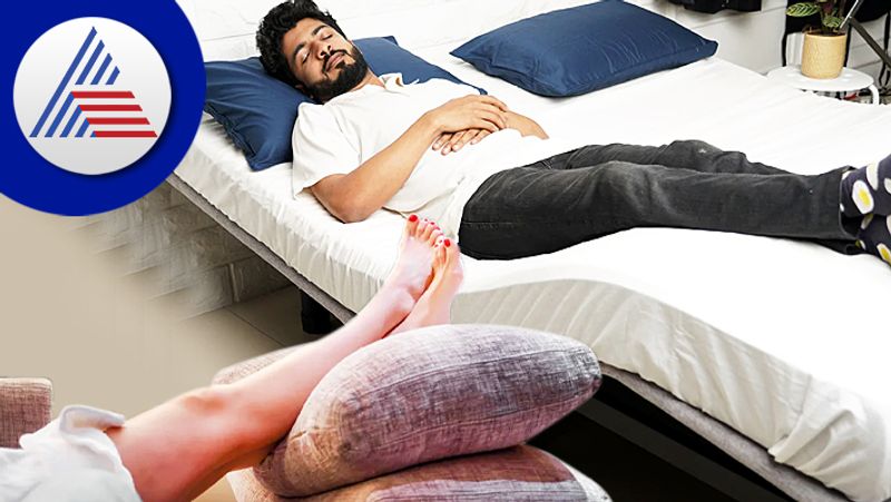 ಕಾಲಿನ ಕೆಳಗೆ ದಿಂಬು ಇಟ್ಕೊಂಡು ಮಲಕ್ಕೊಳ್ಳಿ, ಹಾಯಾಗಿ ನಿದ್ದೆ ಬರುತ್ತೆ - Health ...