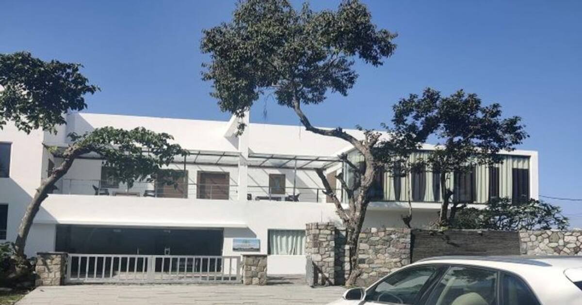 जिस लग्जरी रिसॉर्ट में काम करती थी अंकिता भंडारी, देखिए उसकी 10 भव्य ... जिस लग्जरी रिसॉर्ट में काम करती थी अंकिता भंडारी, देखिए उसकी 10 भव्य ...