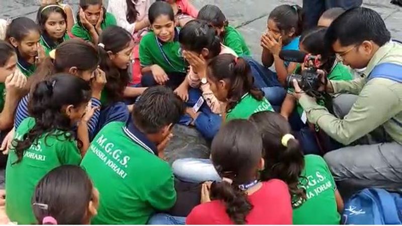 राजस्थान में प्रिंसिपल की वजह से क्यों फूट- फूटकर रोने लगी छात्राएं ...