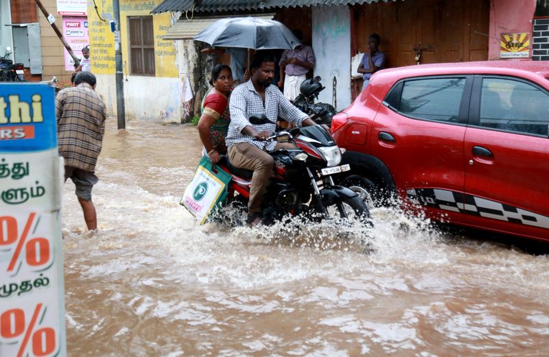 Heavy rain continues to pour in Tamil Nadu; over 20 districts declare holiday for schools, colleges