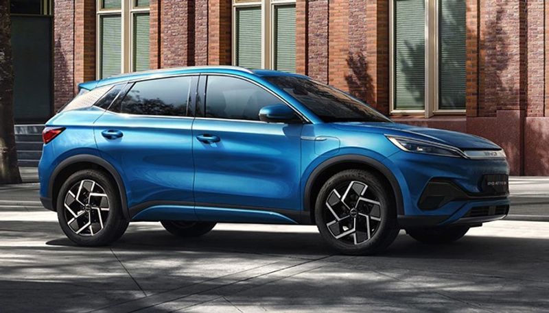 BYD Atto 3 electric SUV with 521km range launched in India, priced at Rs 33.99 lakh | Asianet ...