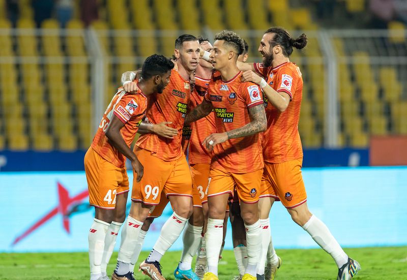 ISL 2023-24: FC Goa dominates Mohun Bagan Super Giants with 4-1 victory ...