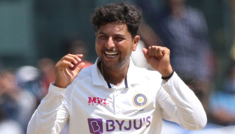 ബംഗ്ലാദേശിനെ എറിഞ്ഞിട്ട പ്രകടനം; അശ്വിന്‍റെ റെക്കോര്‍ഡ് തകര്‍ത്ത് കുല് ...