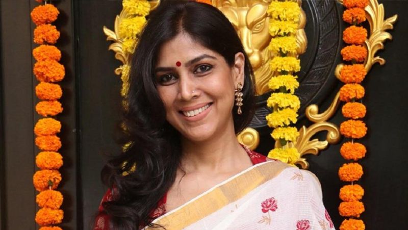 Sakshi Tanwar’s Biography | Birth | Education | Family | Marriage ...