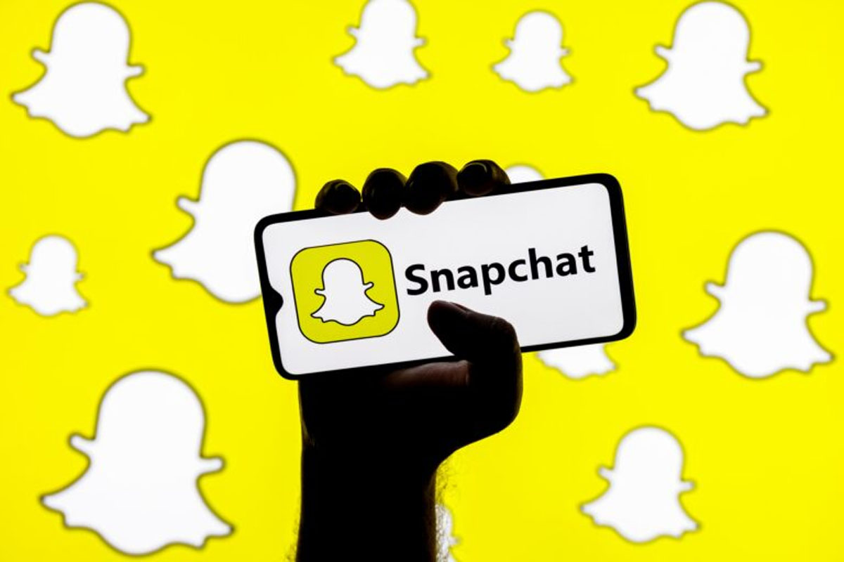 Snapchat My AI : स्नैपचैट का Chatbot यूज करते समय रहें सावधान, कंपनी ने ...