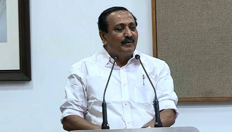 'കോൺഗ്രസിൽ ഇപ്പോൾ യൂസ് ആന്റ് ത്രോ സംസ്കാരം, പുകഴ്ത്തൽ മാത്രം, വിമർശനവം ...