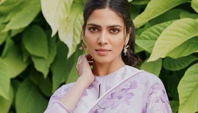 'ഞാൻ ആ ചിത്രത്തില്‍ ഇല്ല', വാര്‍ത്ത നിഷേധിച്ച് മാളവിക മോഹനൻ | Malavika ...