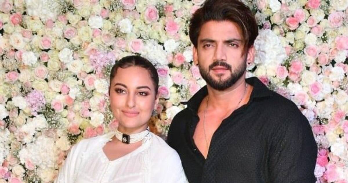 Rumored couple Sonakshi Sinha, Zaheer Iqbal strike mushy poses at ... Rumored couple Sonakshi Sinha, Zaheer Iqbal strike mushy poses at ...