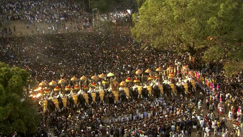 Thrissur Pooram witnesses magnificent 'Kudamattam'; Fireworks on Monday ...