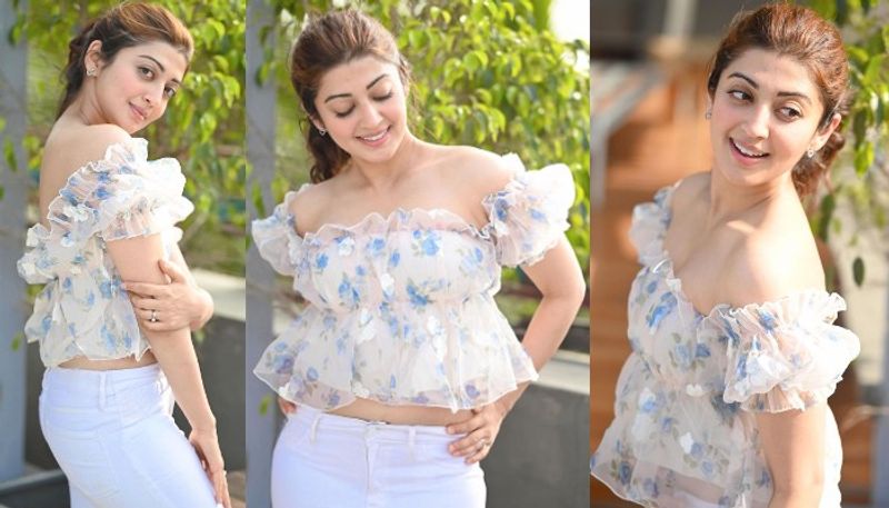 గౌన్ లాంటి టాప్ లో ప్రణీత గ్లామర్ మెరుపులు.. బ్యూటీఫుల్ ఫోజులతో ...