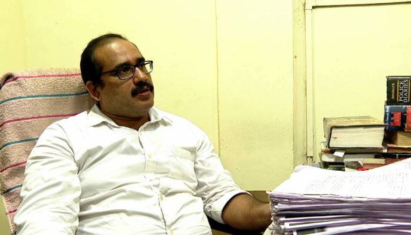 വാളയാർ കേസ്: രാജേഷ് എം മേനോനെ സിബിഐയുടെ സ്പെഷ്യൽ പബ്ലിക് ...