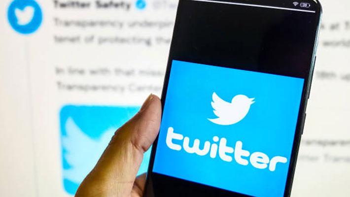 Twitter यूजर्स का सिरदर्द बना नया बग... 3 साल पहले जिस Tweet को कर दिया ...