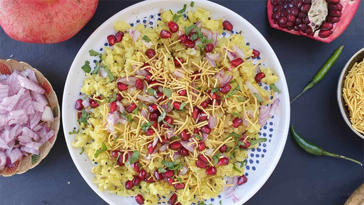 Happy Poha Day: वर्ल्ड फेमस इंदौरी पोहे की कहानी, चाचा नेहरू से लेकर ...