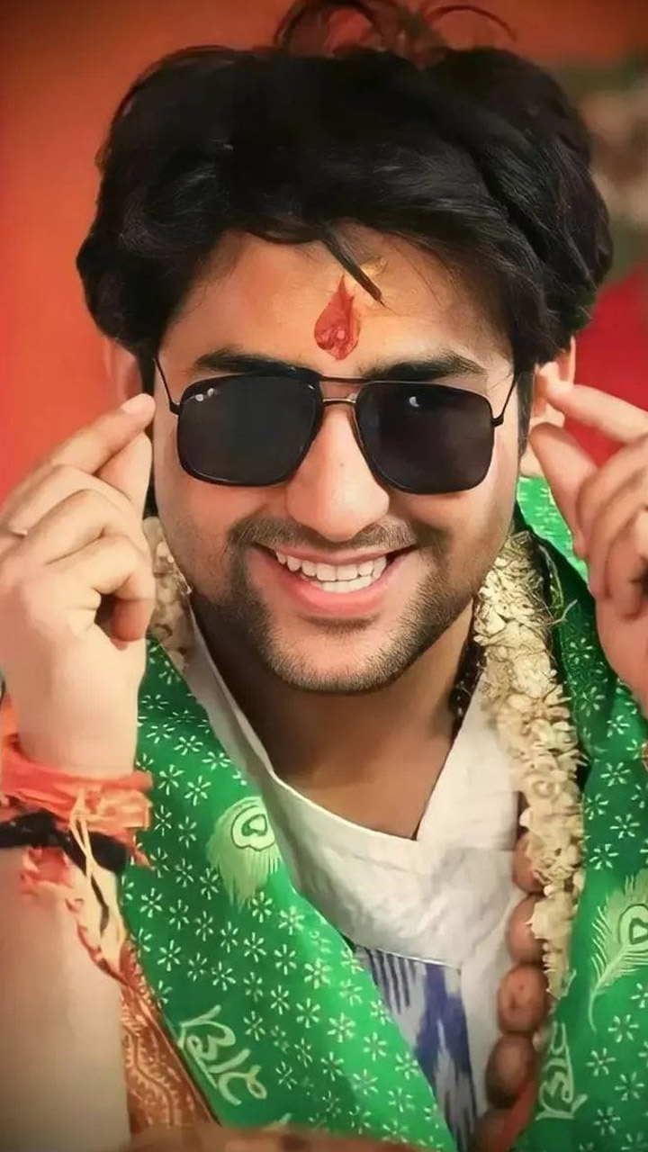 धीरेंद्र कृष्ण शास्त्री की 10 मस्तमौला PHOTOS - bageshwar dham sarkar ...